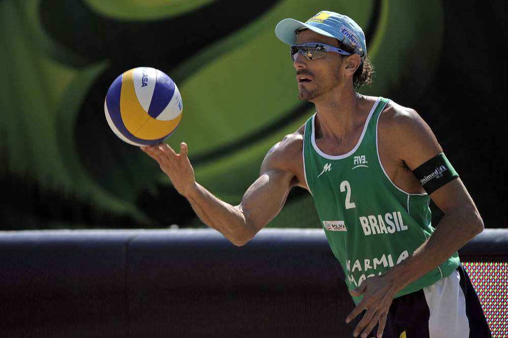 Campeão olímpico de vôlei de areia Emanuel Rego estará em Birigui ...