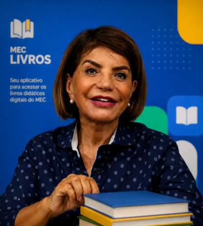 MEC Livros amplia acesso a leitura digital e recebe apoio da deputada ...